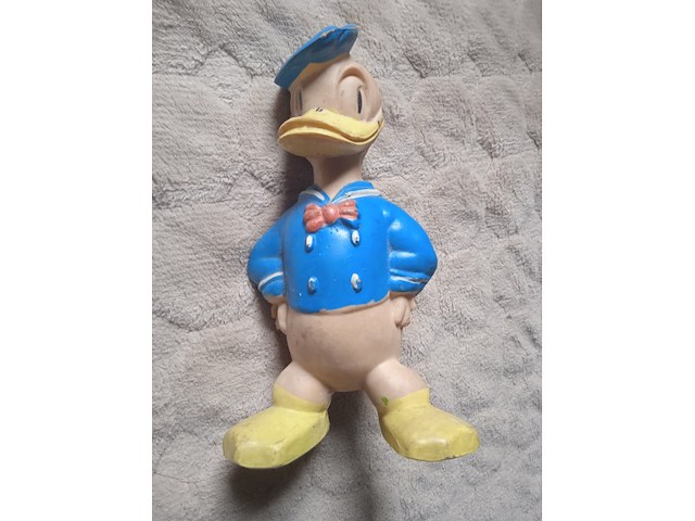 Paja patak ART 66  Biserka Zagreb / Walt Disney