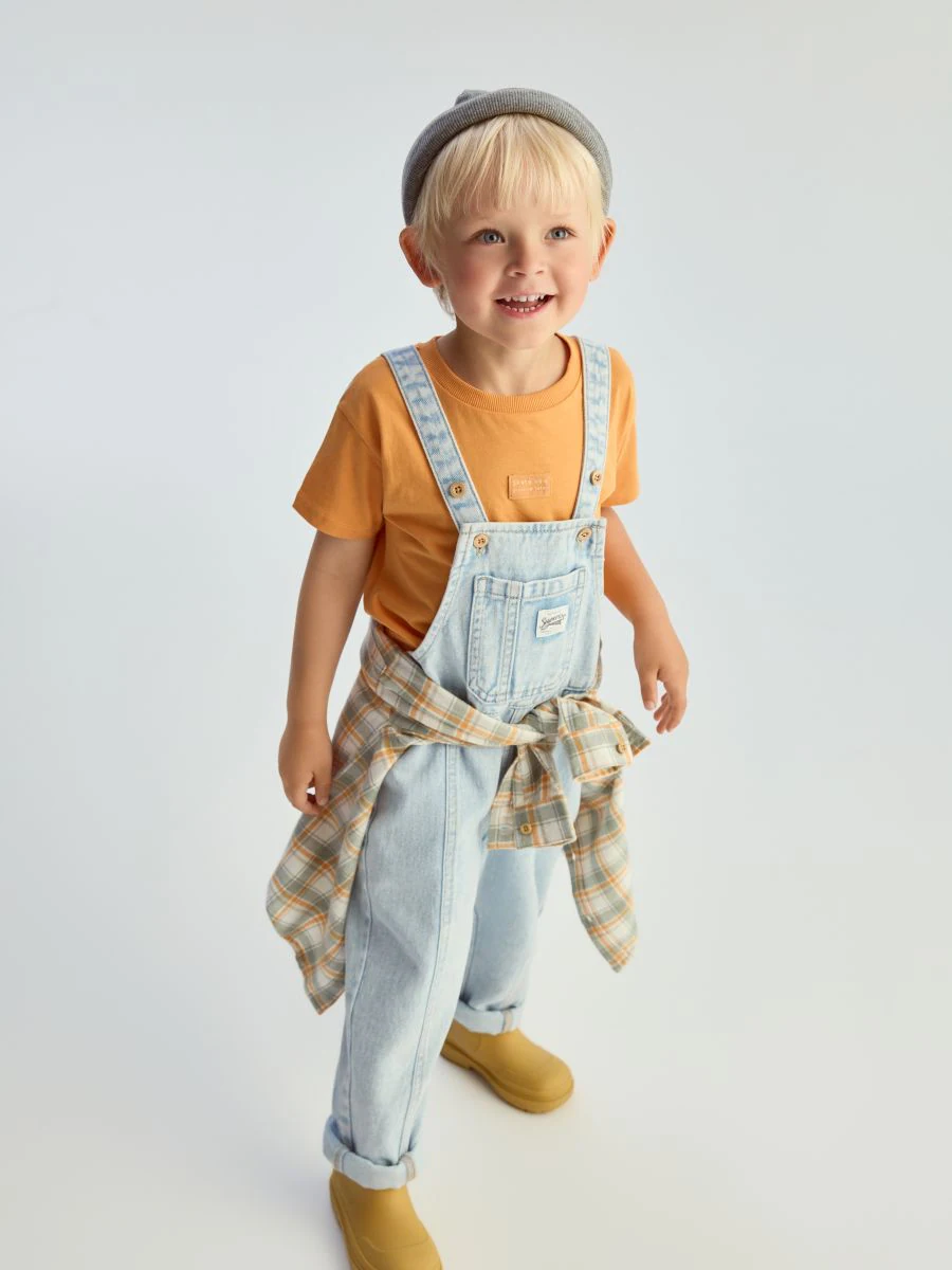 Kratke teksas pantalone na tregere