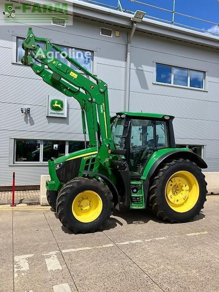 John Deere 6120m traktor točkaš