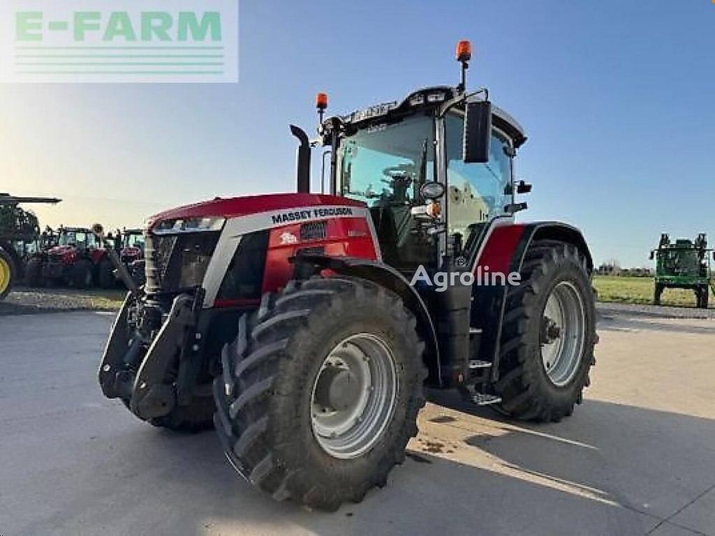 Massey Ferguson 8s205 traktor točkaš