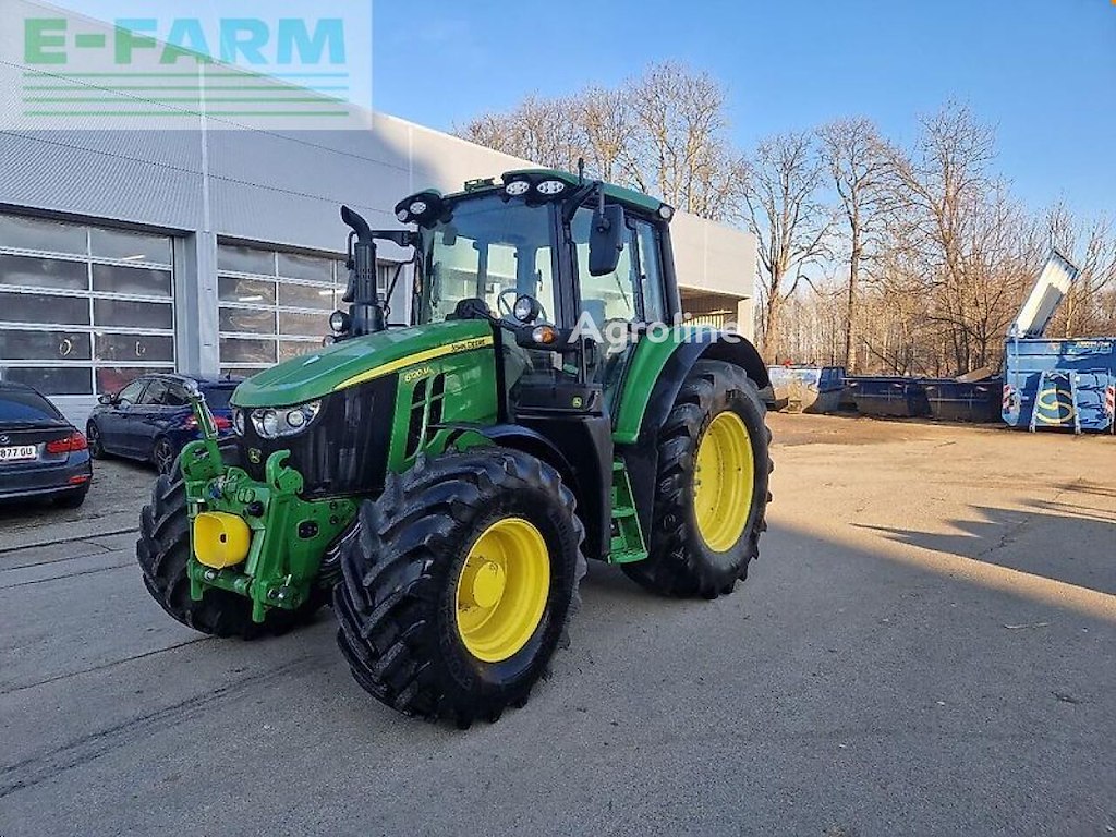 John Deere 6120M traktor točkaš