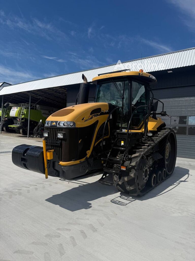 Challenger MT traktor guseničar