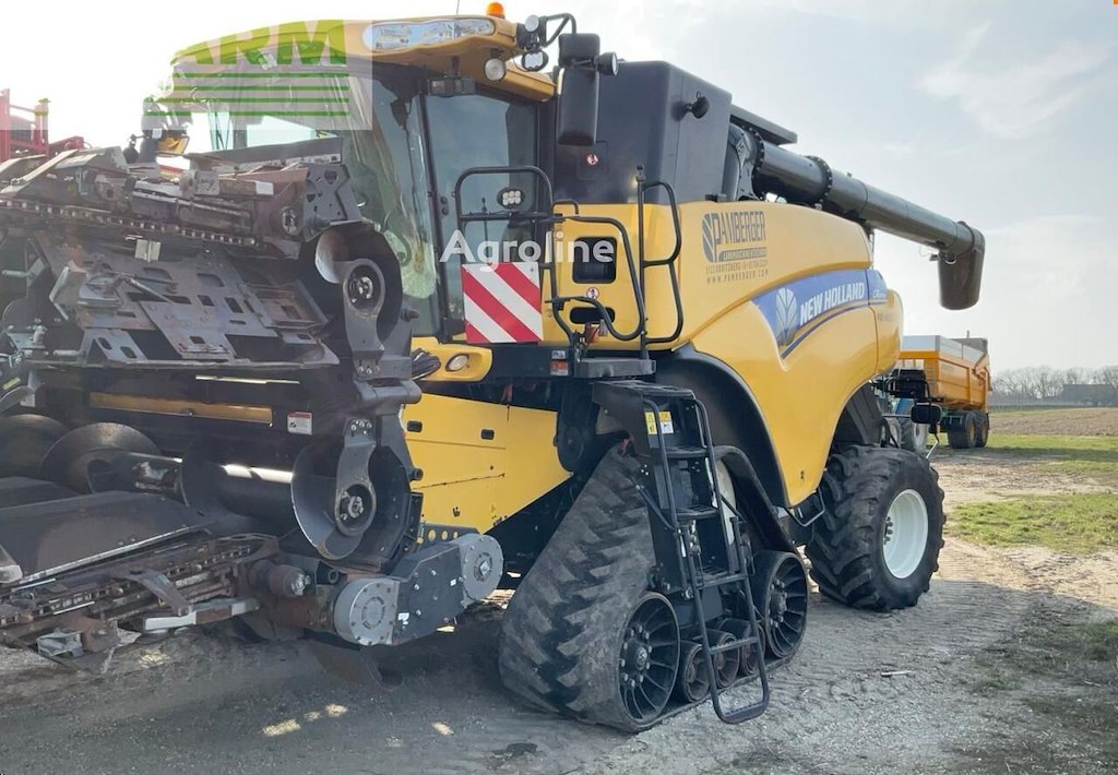 New Holland CR9090 kombajn za žito