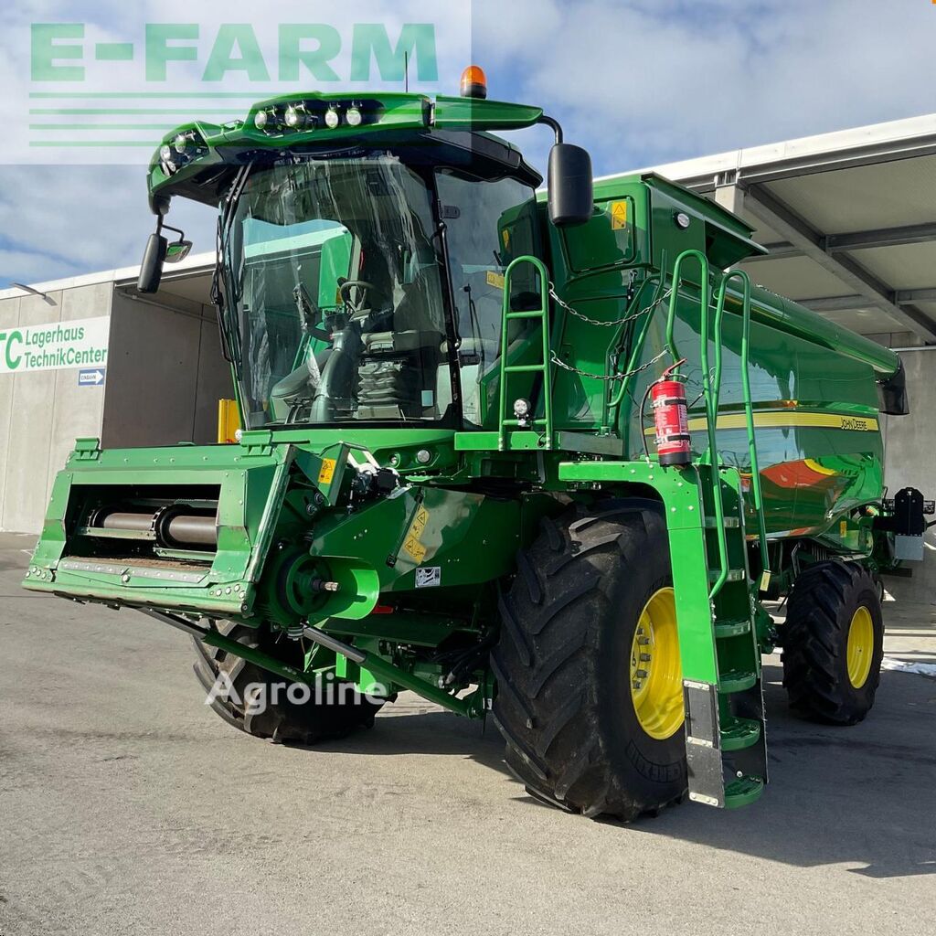 John Deere T550 i kombajn za žito