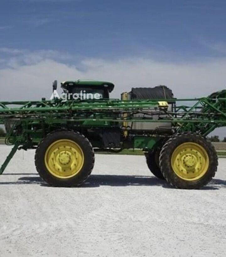 John Deere R4045 samohodna prskalica