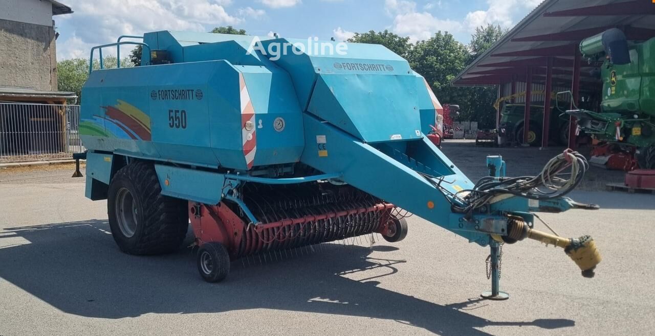 Fortschritt K550 balirka za četvrtaste bale