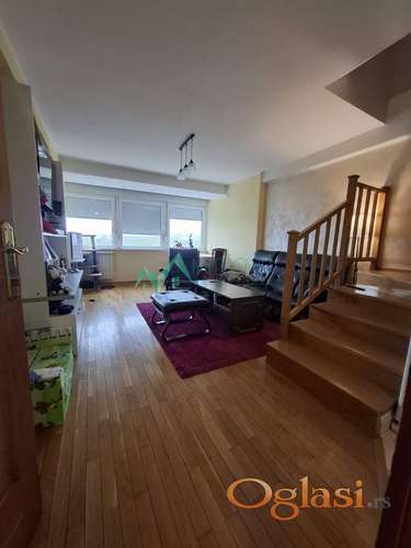 Novi Sad, Sajam - komforan petosoban dupleks (šifra nekretnine: 1004043)