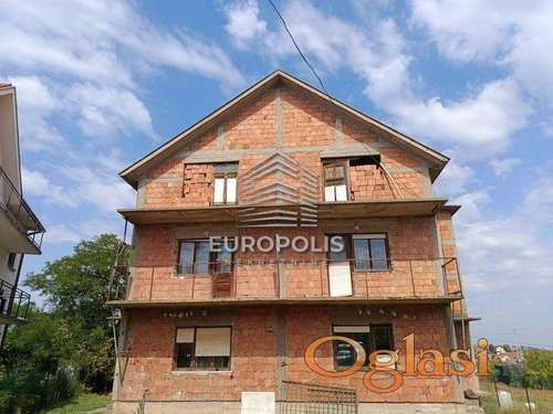 Odličan investicioni potencijal- Kuća 489m², plac 7ari, 20min. od Ustaničke ID#8305