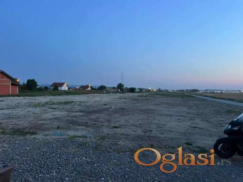 Odlican,uknjizen plac.