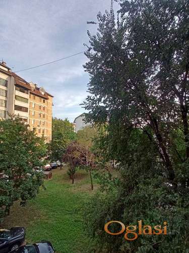 RUMENACKA ULICA - POVOLJNO