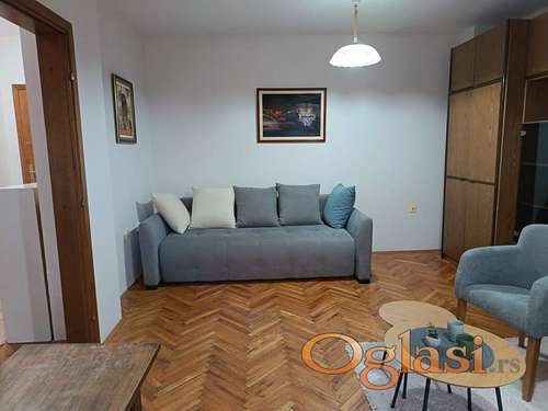 NOVI SAD - LIMAN 4 - 45m2 - 300 evra