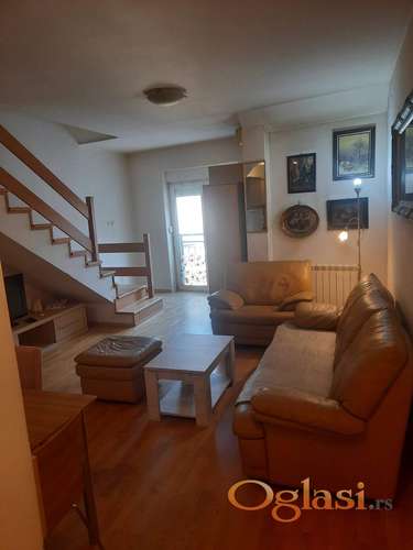Izdajem stan u Ćirpanovoj ulici