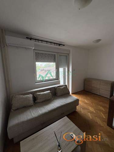 Izdaje se garsonjera na Podbari – 25 m² (Šifra: 9102186)