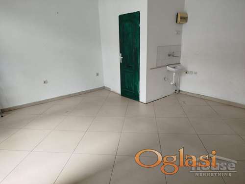 NOVI SAD - BULEVAR - 20m2 - 400 evra