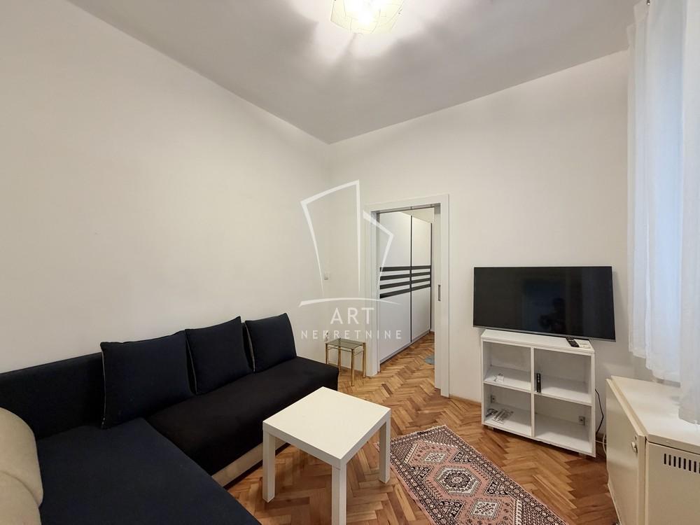 Venizelosova, Jednoiposoban stan za izdavanje, 26m2, 500€