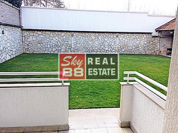 Četvorosoban stan za izdavanje, 130m2, 2.500€