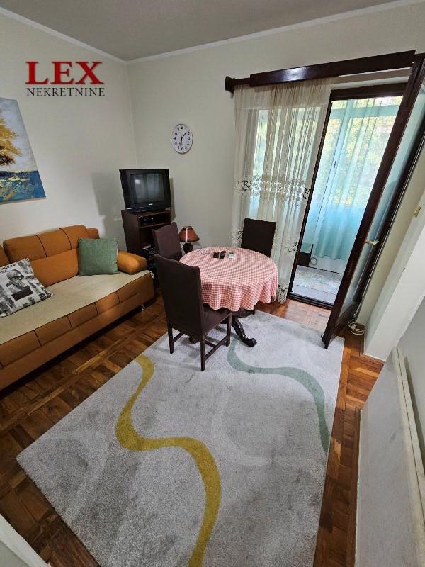 Pera Ćetkovića prolaz, Jednosoban stan za izdavanje, 26m2, 300€