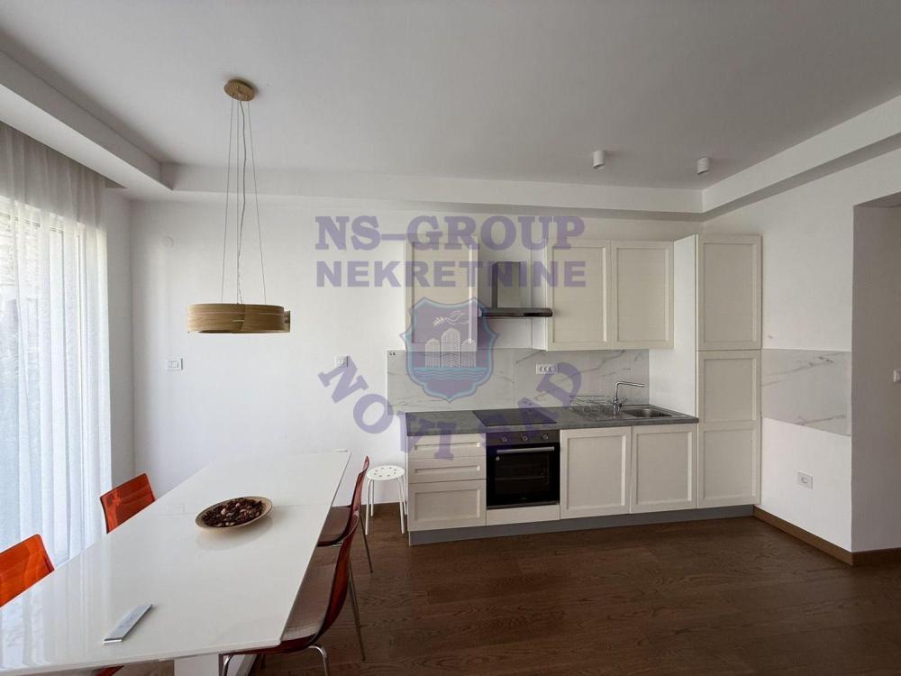 Stan na prodaju, 70m2, 206.000€