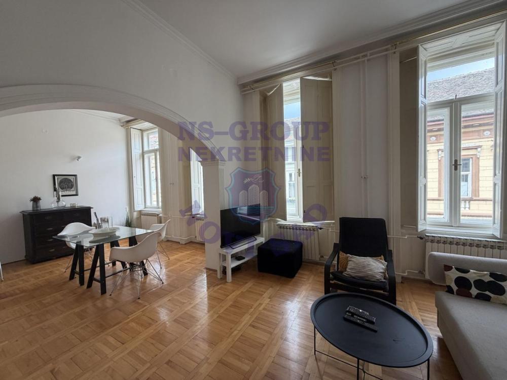 Dvosoban stan na prodaju, 61m2, 257.500€