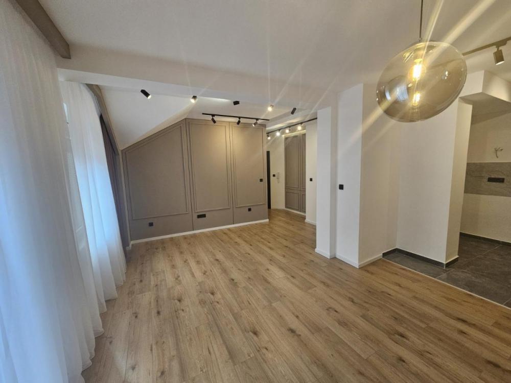 Dvoiposoban stan na prodaju, 58m2, 195.000€