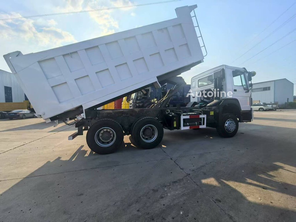 Sinotruk Howo 371 kiper