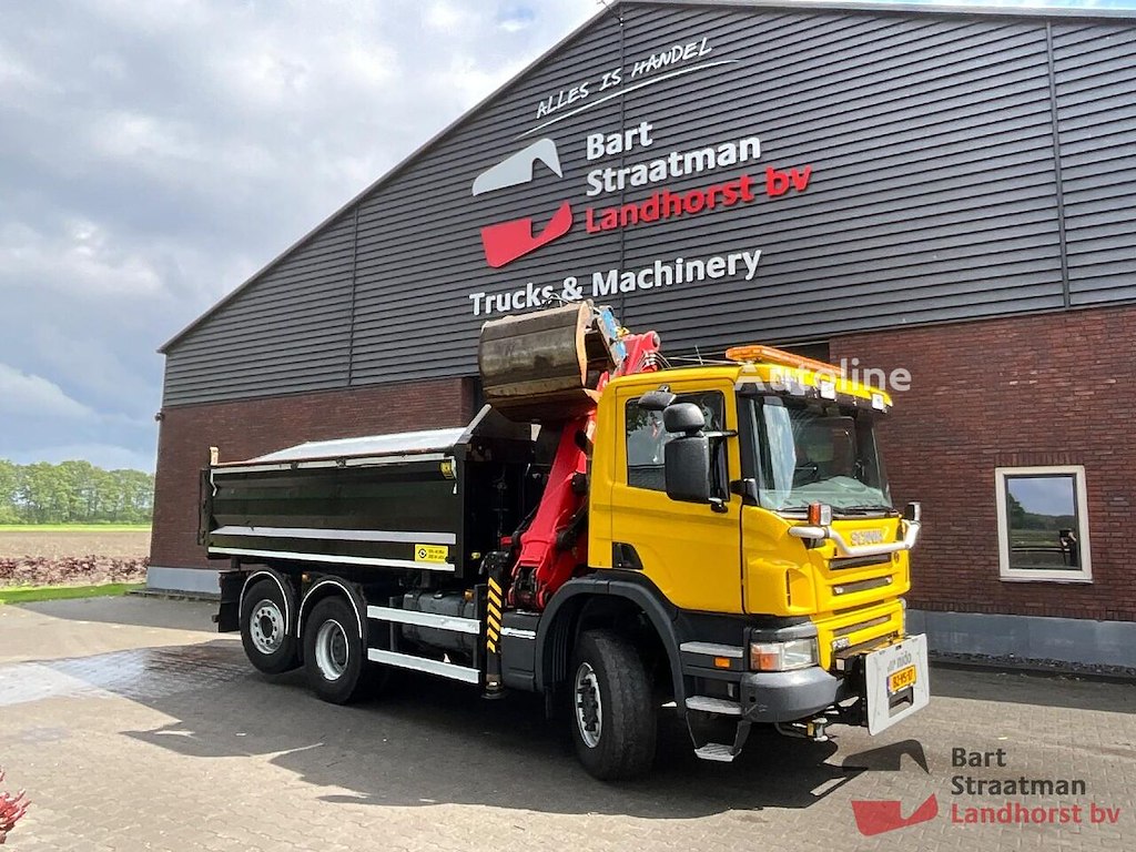 Scania P 360 B 6X4*4 met 10m³ 2 zijden kipper en Palfinger Q150Z84TI ea kiper