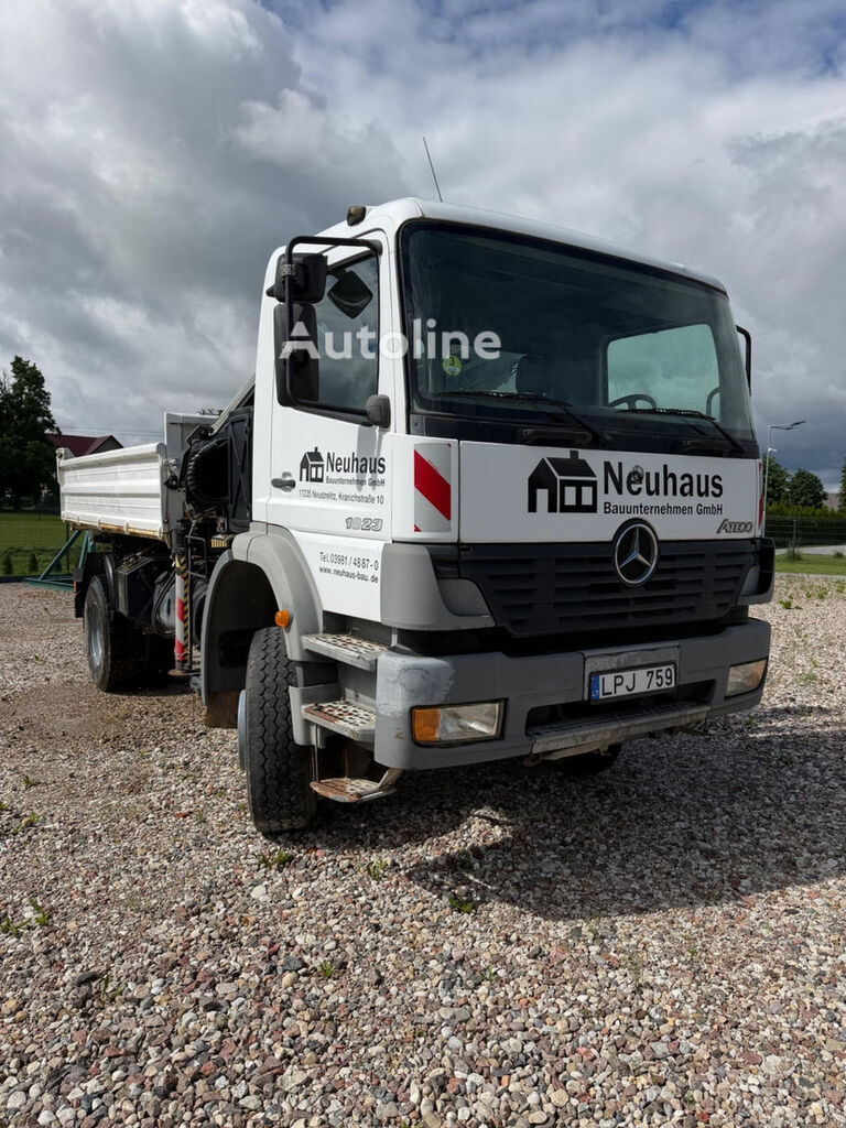Mercedes-Benz Atego 1823 AK 4X4 3-Way Tipper with HIAB 085-3 crane kiper