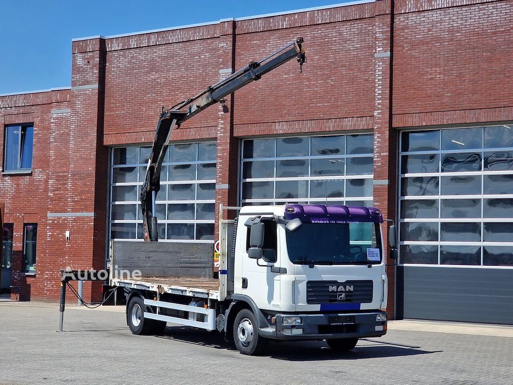 MAN TGL 12.210 - HIAB 077 DUO Crane / Grua - Manual gearbox - Euro 4 kamion s ravnom platformom