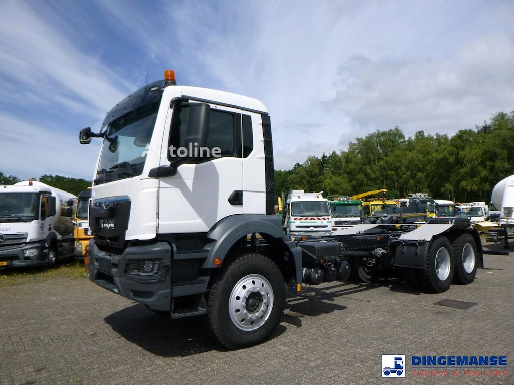 Novi MAN TGS 33.360 6x4 chassis Euro 2 new/unused kamion šasija
