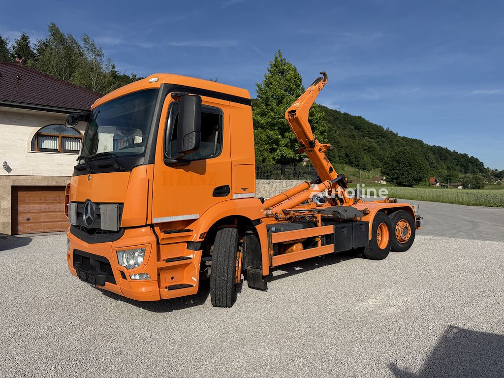 Mercedes-Benz ANTOS 2543 kamion rol kiper