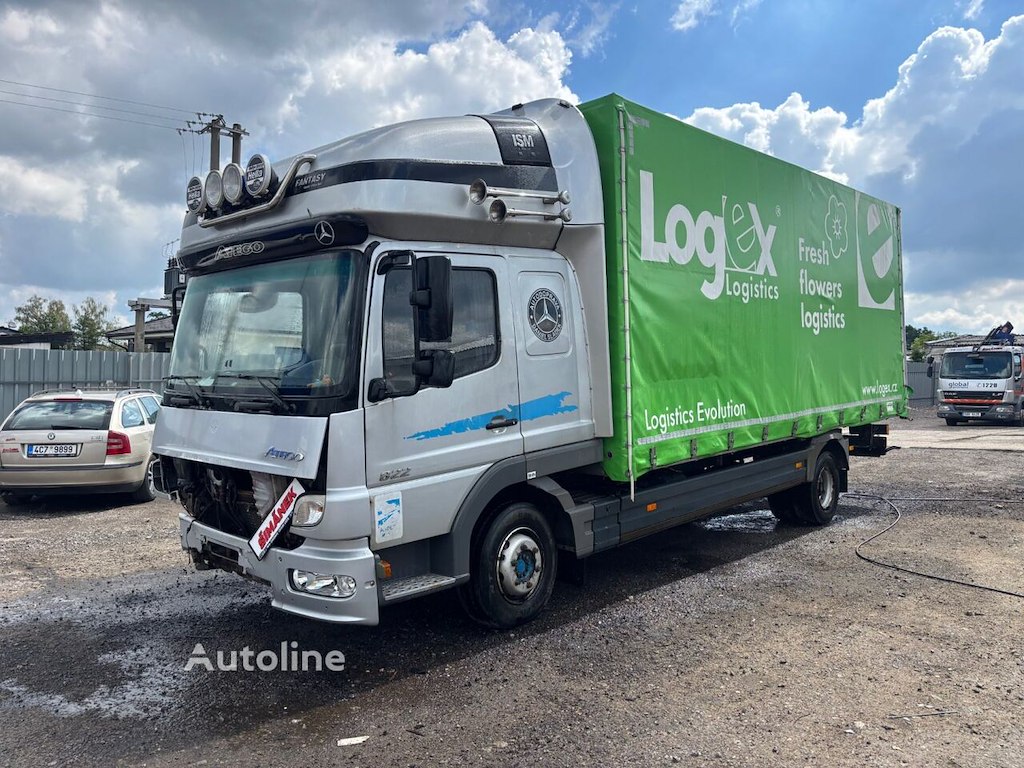 Mercedes-Benz Atego 822 kamion sa klizna zavesa cerada nakon udesa