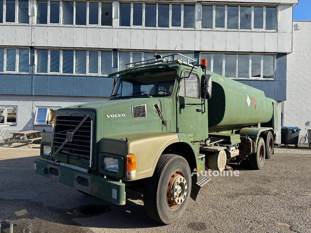Volvo N10 6X4 Robson-Drive + TANK 14.000 LITER autocisterna