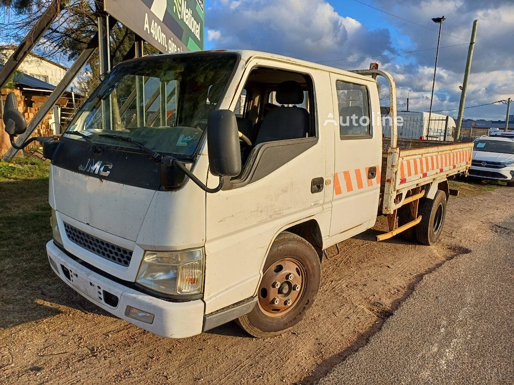 JMC JX3043 kamion s ravnom platformom < 3.5t