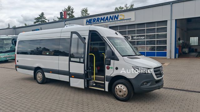 Novi Mercedes-Benz Sprinter putnički minibus