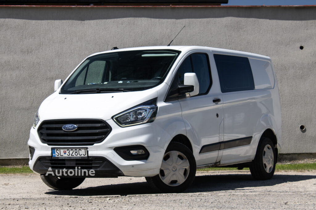 Ford Transit Custom kombi minibus