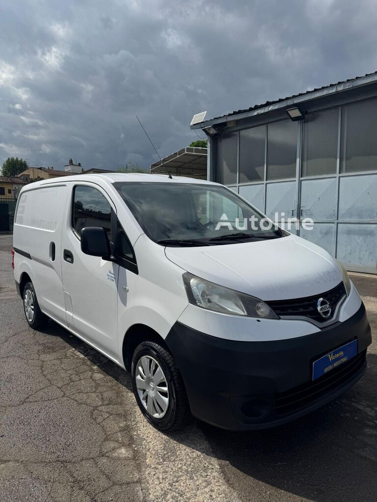 Nissan 0419 minibus hladnjača