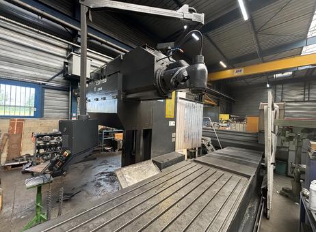 CNC glodalica sa nepokretnim ležištem CORREA CF 40/30
