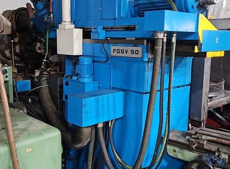 Vertikalna freza TOS FGSV 50