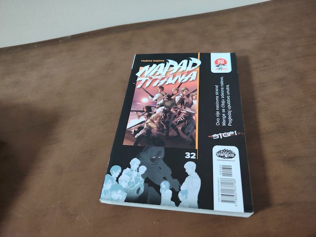 Napad titana 32