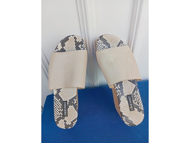 PAPUCE NA PLATFORMU NINE WEST,BR.37