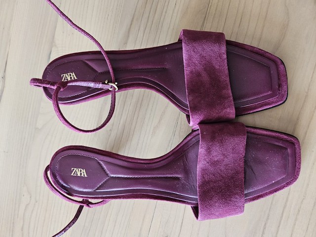 ZARA bordo kožne sandalice