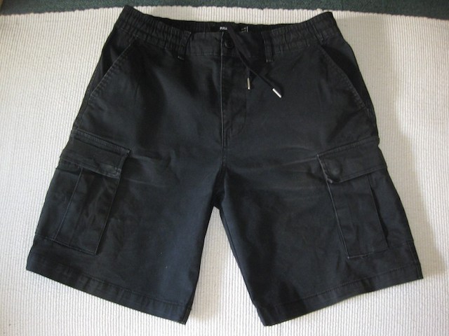 BERMUDE  PULL&;BEAR  (vel.EUR-40,MEX-31)