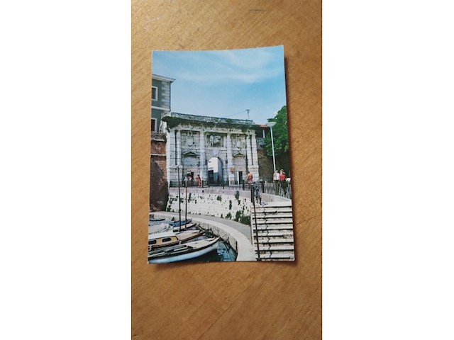 Zadar - Rimska Vrata - Hrvatska - Čista