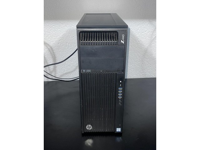PC HP Z440 Xeon E5-2699v3 / Quadro 8GB / 16 / ssd 240