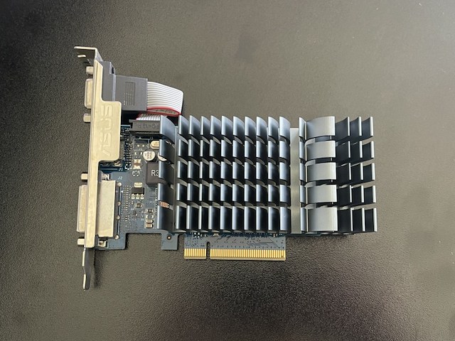 Grafička GT730 2GB DDR3