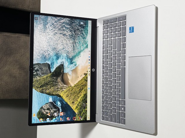 HP 15 Intel i3-1315U 16GB RAM 512GB NVMe FHD W11