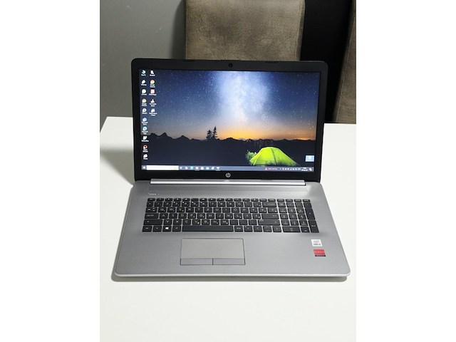 HP 470 G7 17.3` Intel i5-10210U 8G 512SSD Radeon 530
