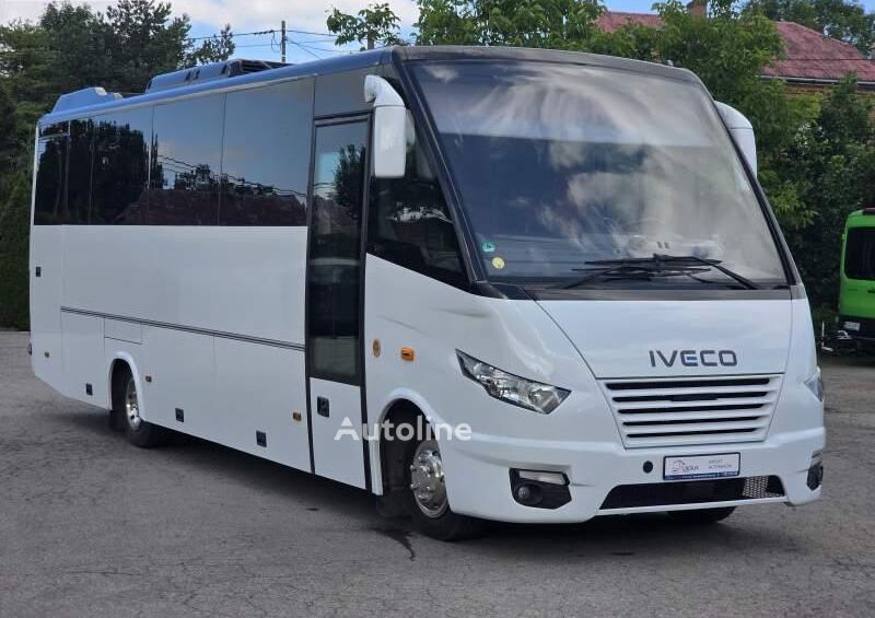 IVECO RAPIDO XXL prigradski autobus
