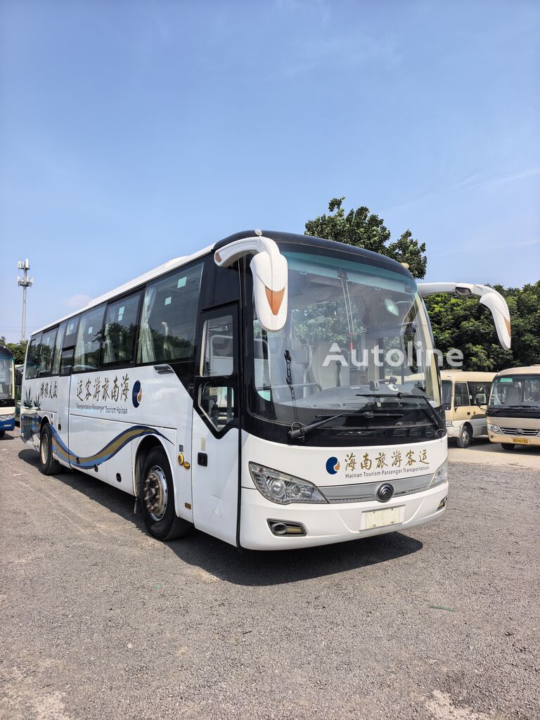 Yutong ZK6116 prigradski autobus