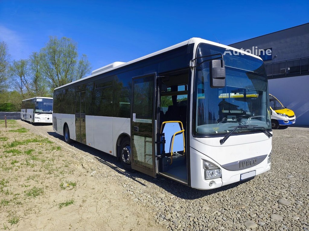 IVECO Crossway LE prigradski autobus